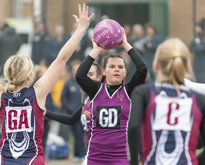 Hotly Contested Netball | News | Bedford Girls' School